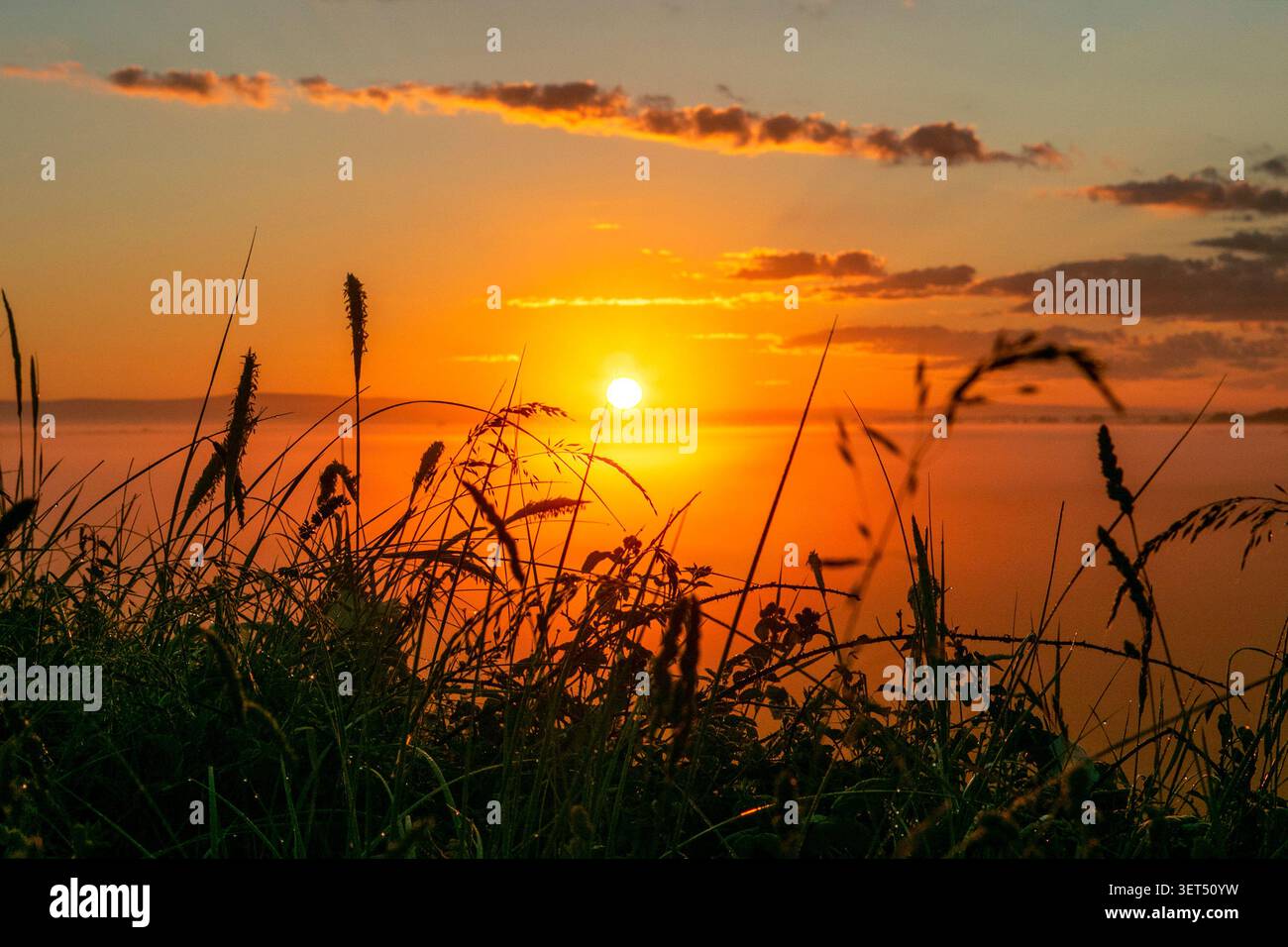Southport, Merseyside, 21.06.2026 As a stunning sunrise starts the day ...