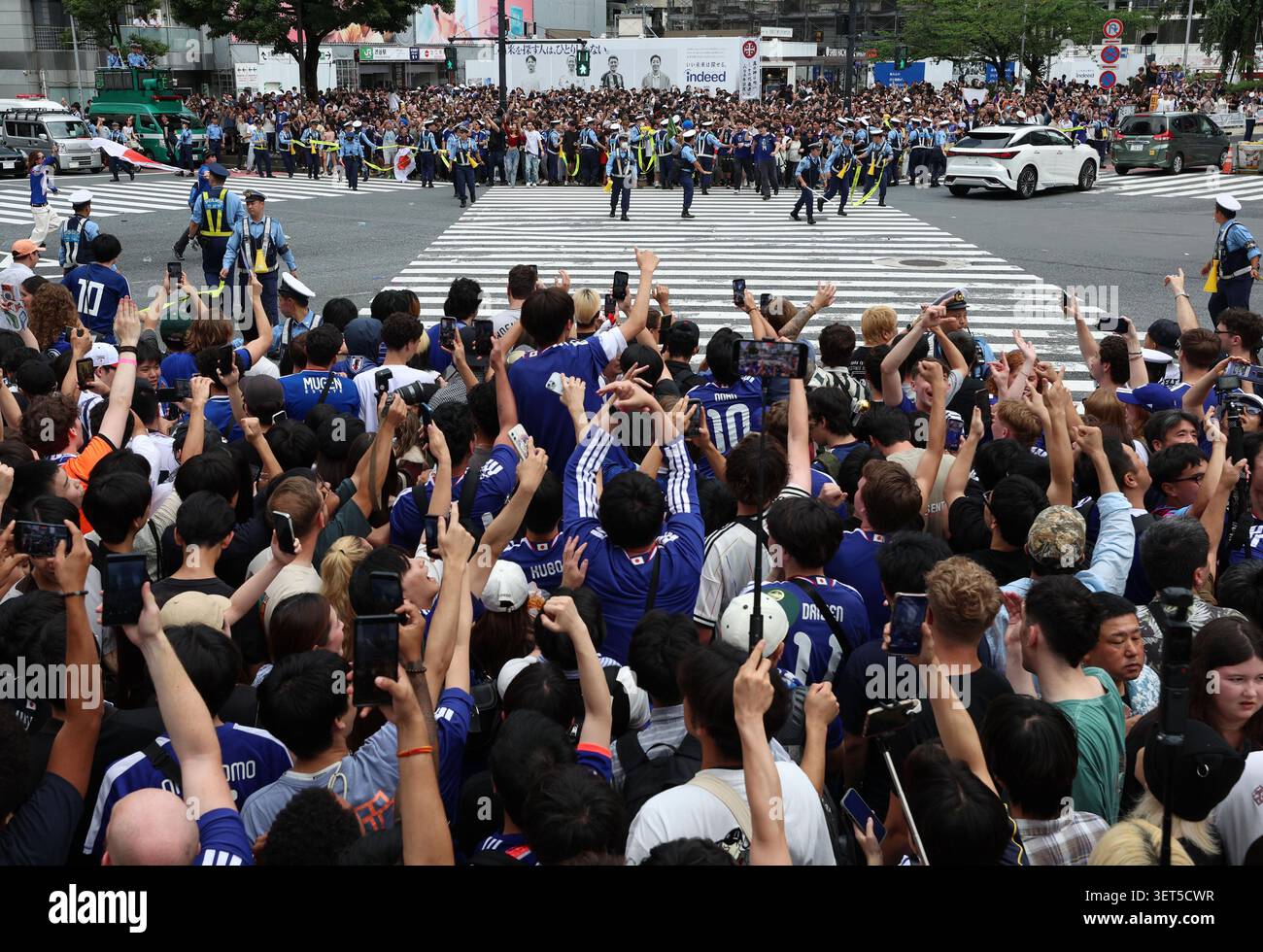 Japanese supporters and young people get loud to celebrate Japan's ...