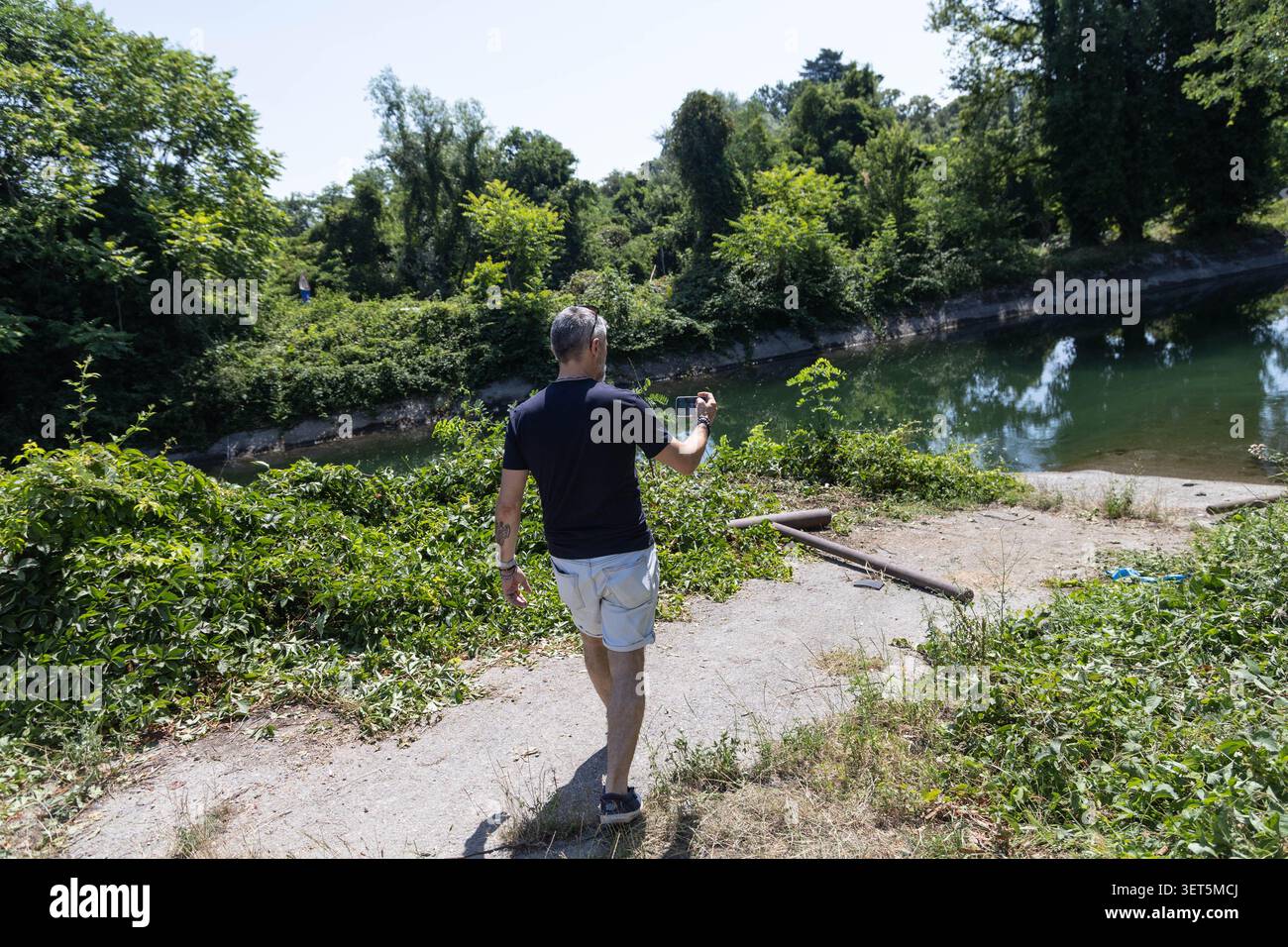 IPA85905922 - Milan, Senago, Villoresi Bike Path, Road to Cesate, June ...