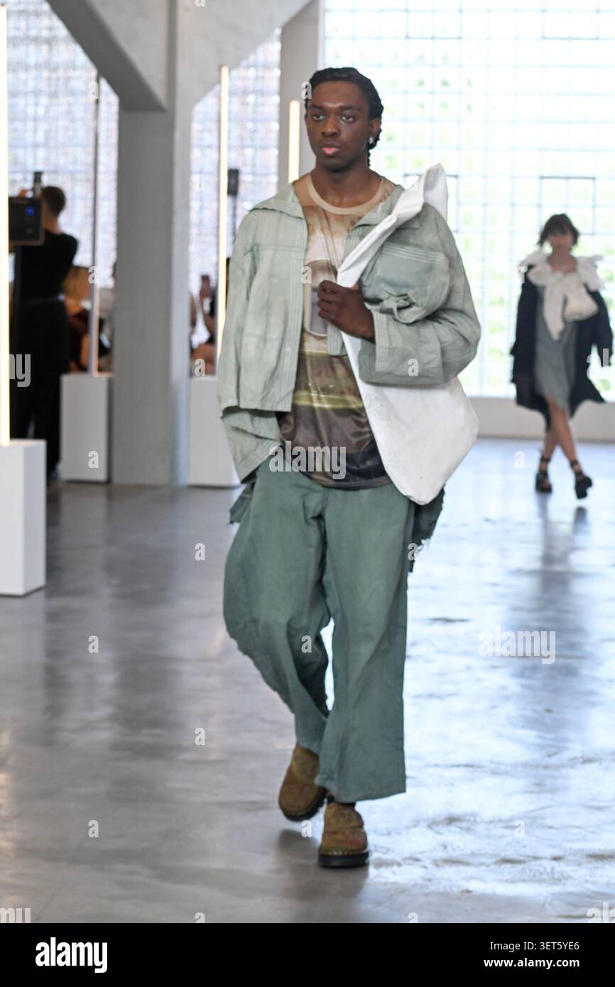 IPA85907685 - Milan, Milan Men’s Fashion Week Spring/Summer 2027 - Men ...