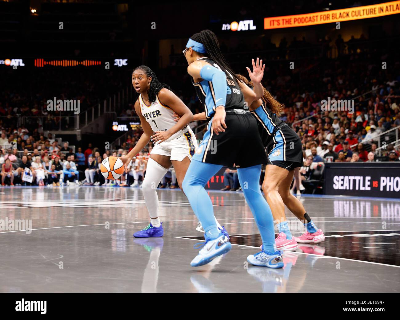 Indiana Fever take on the Atlanta Dream at State Farm Arena in Atlanta ...