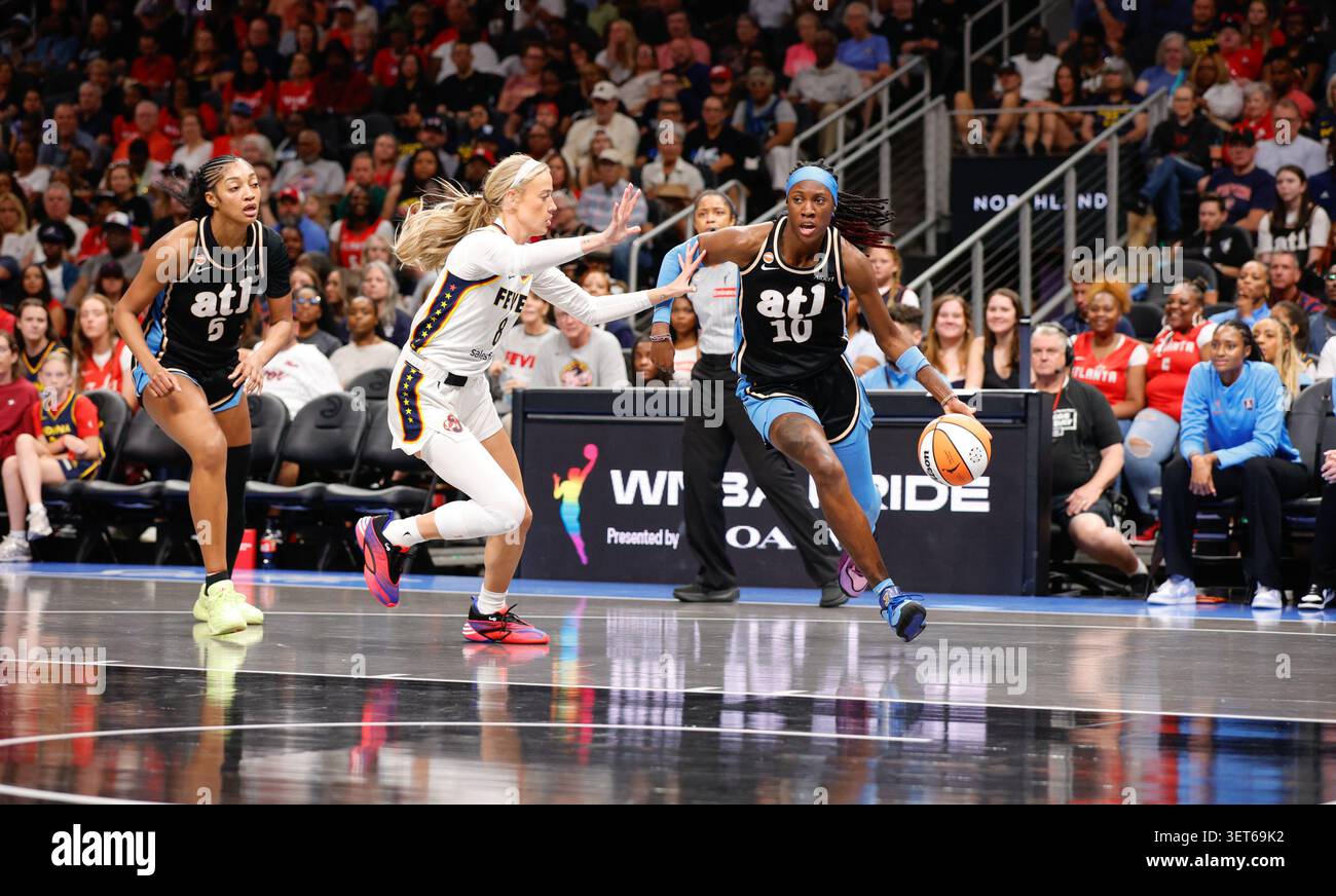 Indiana Fever take on the Atlanta Dream at State Farm Arena in Atlanta ...