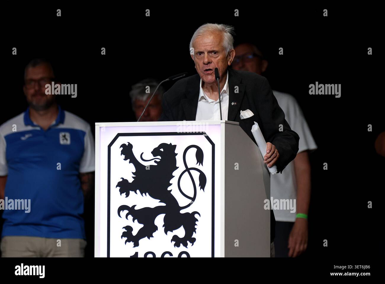 Members' Meeting of TSV Munich 1860 e.V, TSV Munich 1860, Zenith ...
