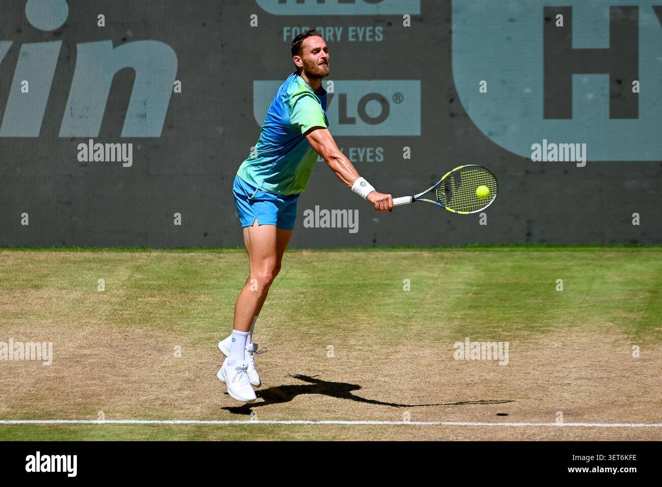 Albano Olivetti (FRA) spielt Rueckhand TERRA WORTMANN Open 2026, Tennis ...