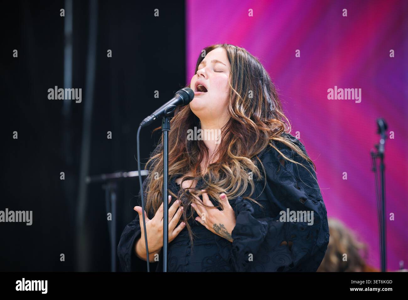 Oslo, Norway. 18th, June 2026. The Swedish singer and songwriter Sarah ...
