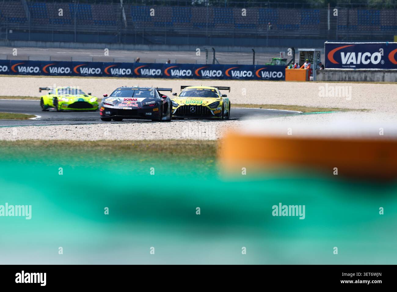10 Marco Mapelli (I/Red Bull Team Abt), Lamborghini Temerario GT3 ...