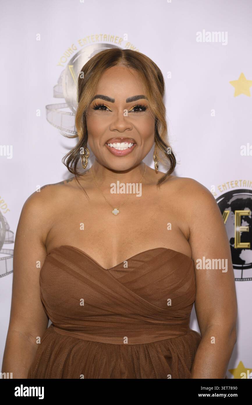 Journalist Star Harvey attends 2026 Annual Young Entertainer Awards at ...