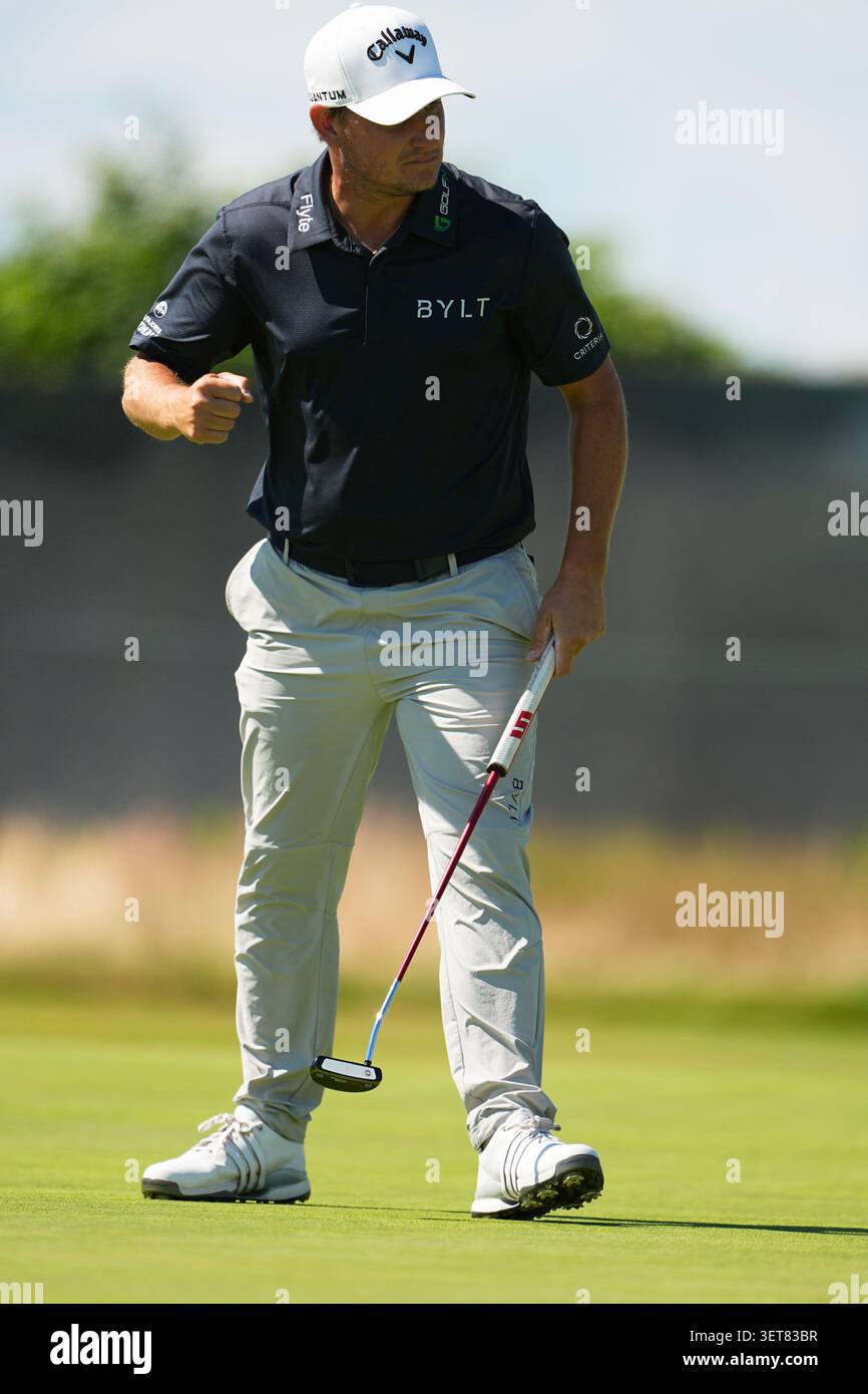 Emiliano Grillo, of Argentina, celebrates after a birdie on the sixth ...