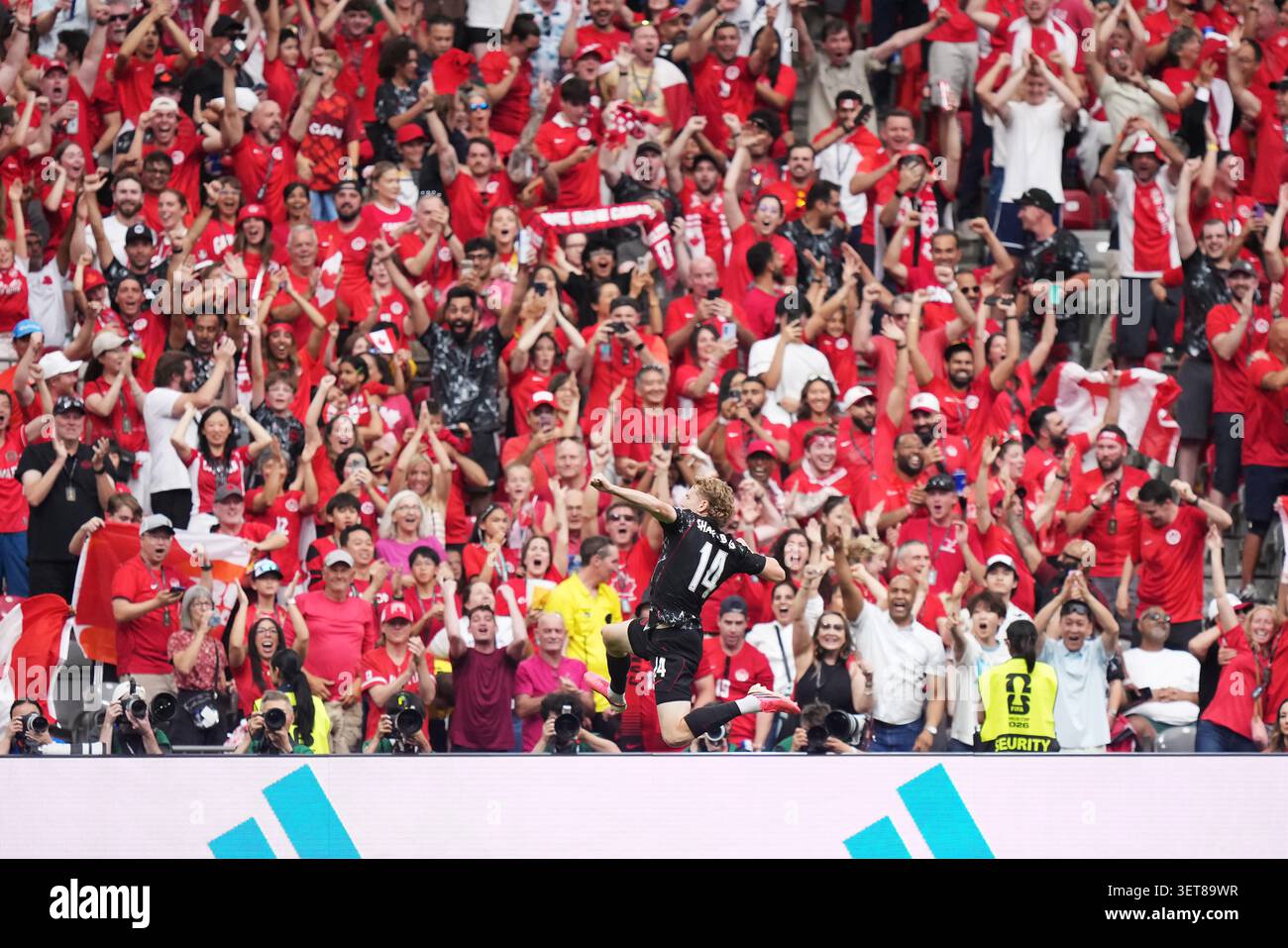 Canada's Jacob Shaffelburg (14) celebrates his goal against Qatar ...