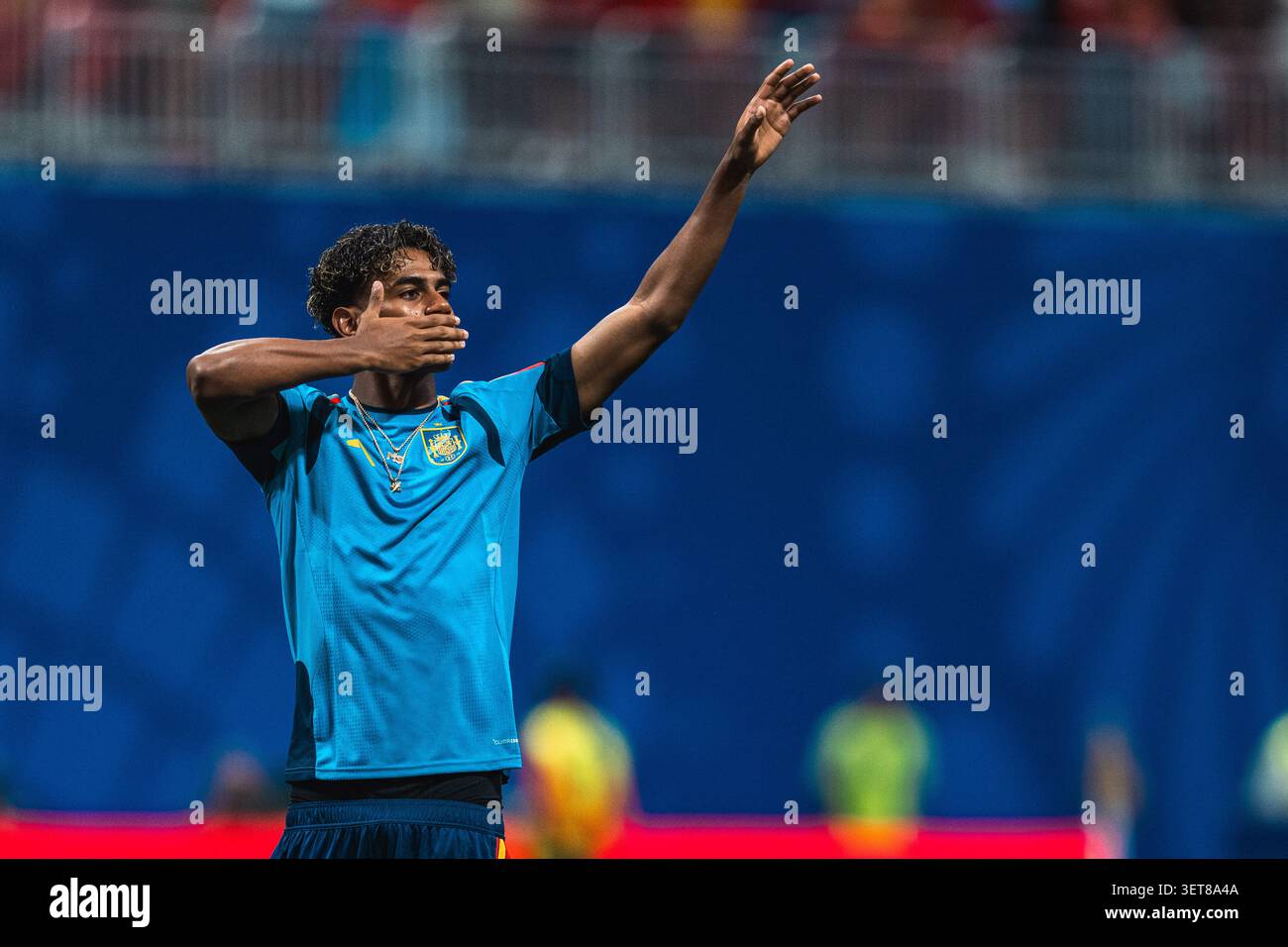 IPA85921095 - Ferran Torres of Spain sending love to the fans during ...
