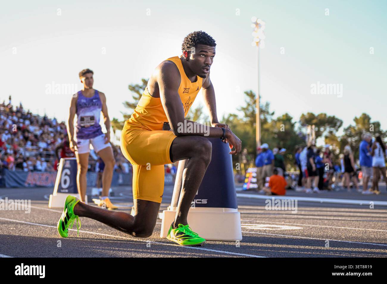 Jayden Davis of Arizona State wins the men's 400m in 44.98 during the ...