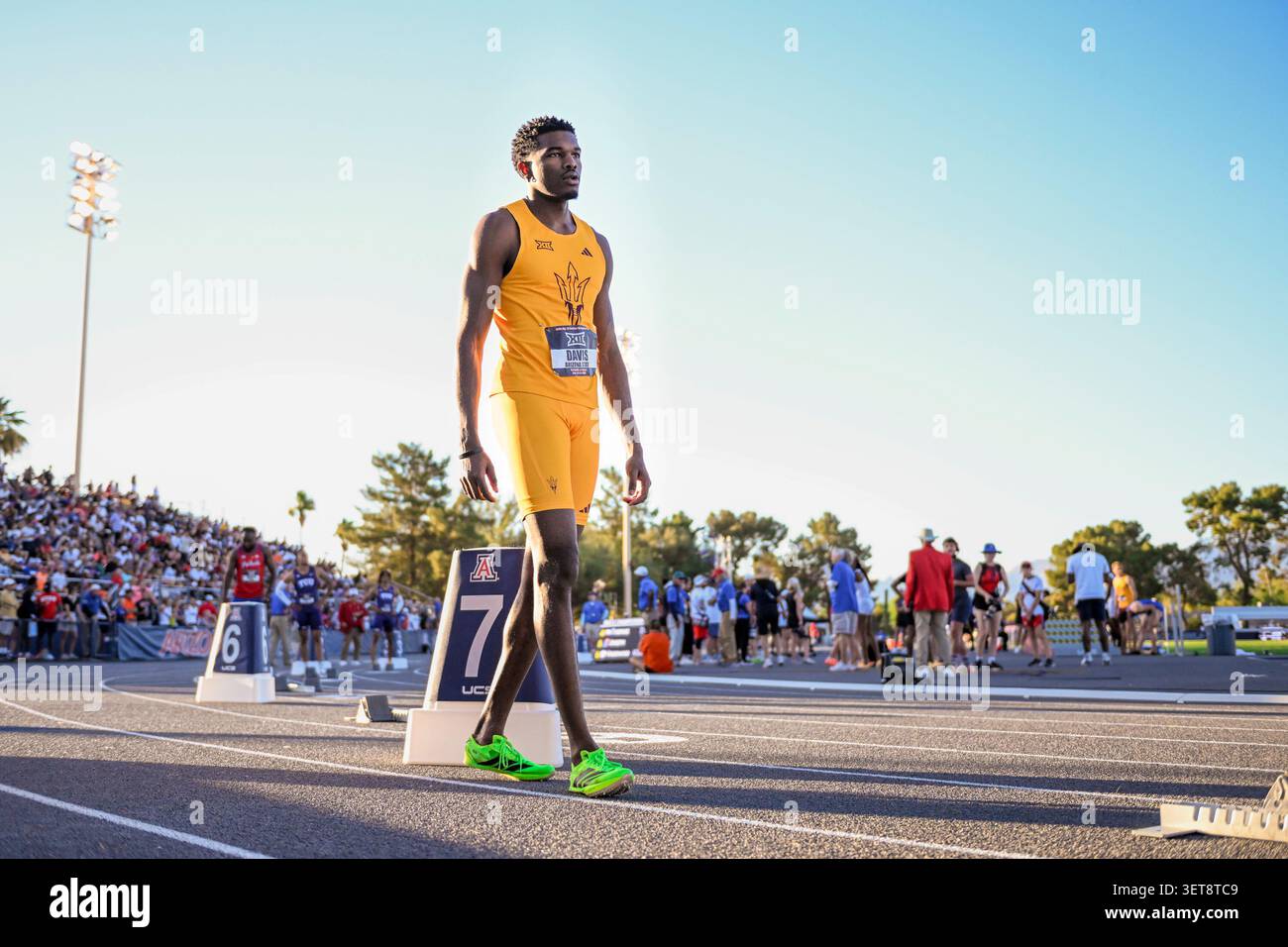 Jayden Davis of Arizona State wins the men's 400m in 44.98 during the ...