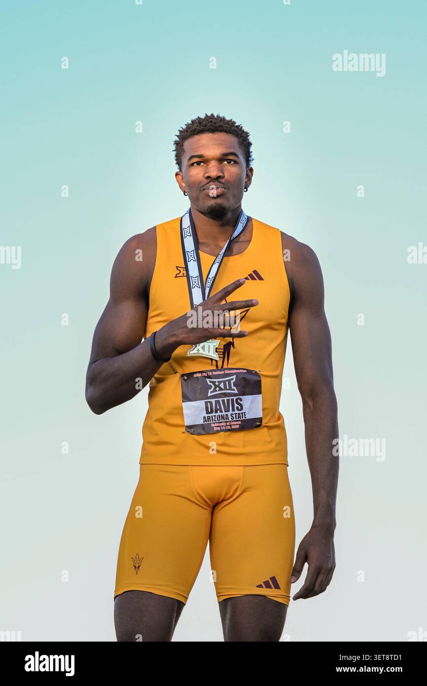 Jayden Davis of Arizona State wins the men's 400m in 44.98 during the ...