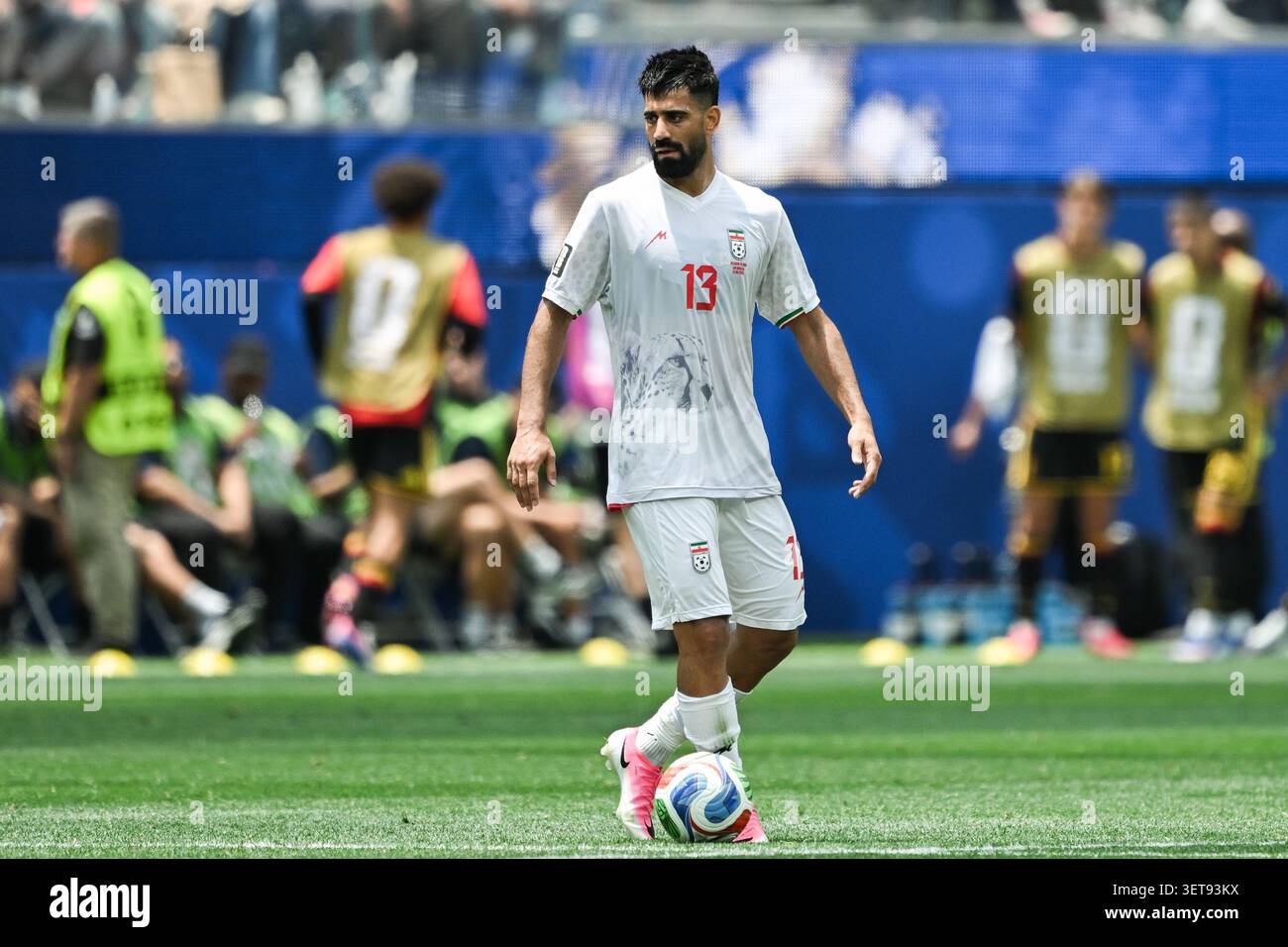 Hossein Kanaanizadegan of IR Iran controls the ball during a FIFA Men’s ...