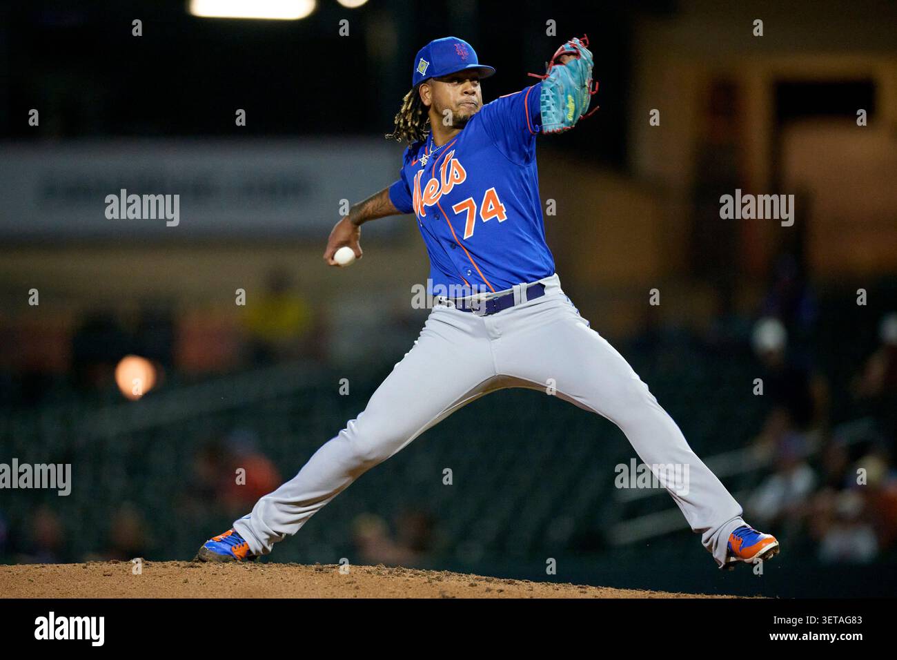 New York Mets pitcher Felix Pena (74) pitching during an MLB Spring ...