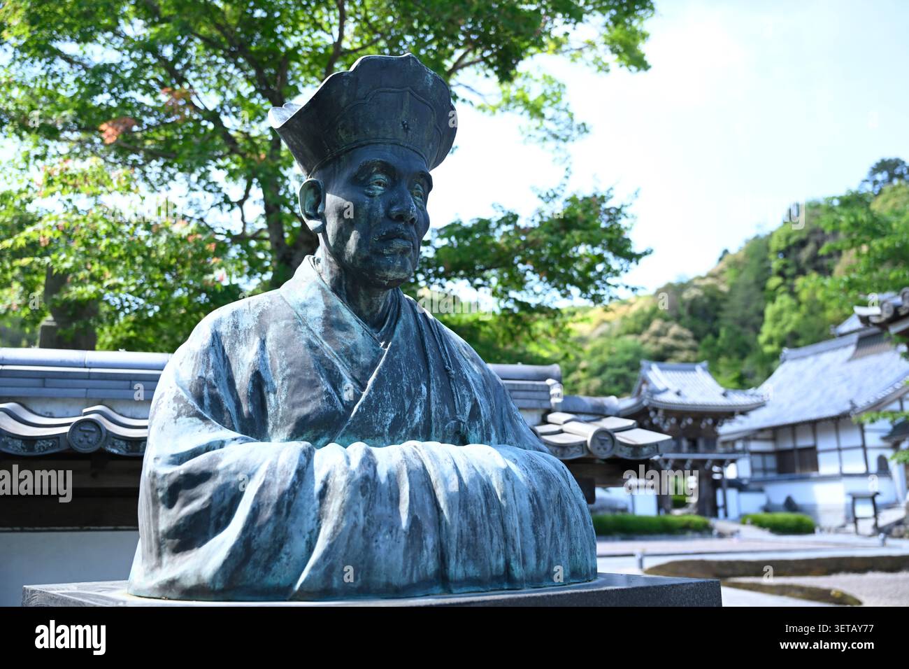A statue of Sesshu, one of the most important artists and garden ...