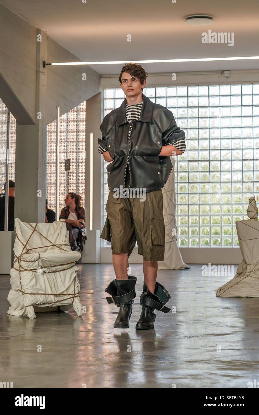 IPA85918571 - Milan, Milan Men’s Fashion Week Spring/Summer 2027 - Men ...