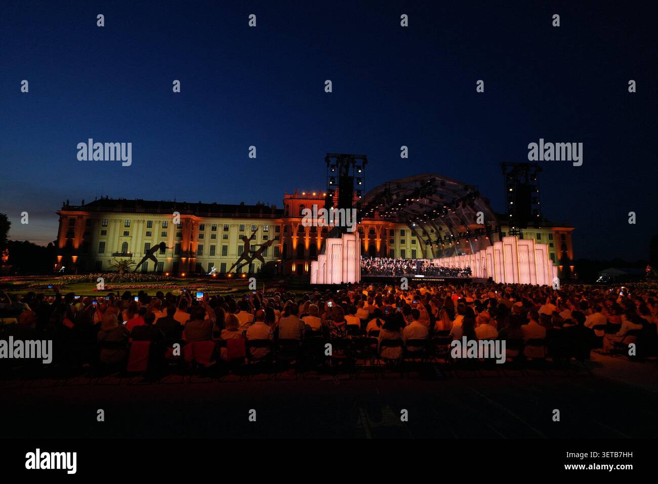 The final rehearsal for the Vienna Symphony Orchestra’s Midsummer Night ...