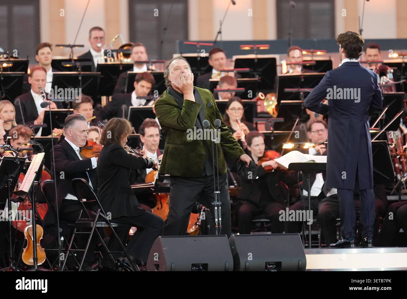 The final rehearsal for the Vienna Symphony Orchestra’s Midsummer Night ...