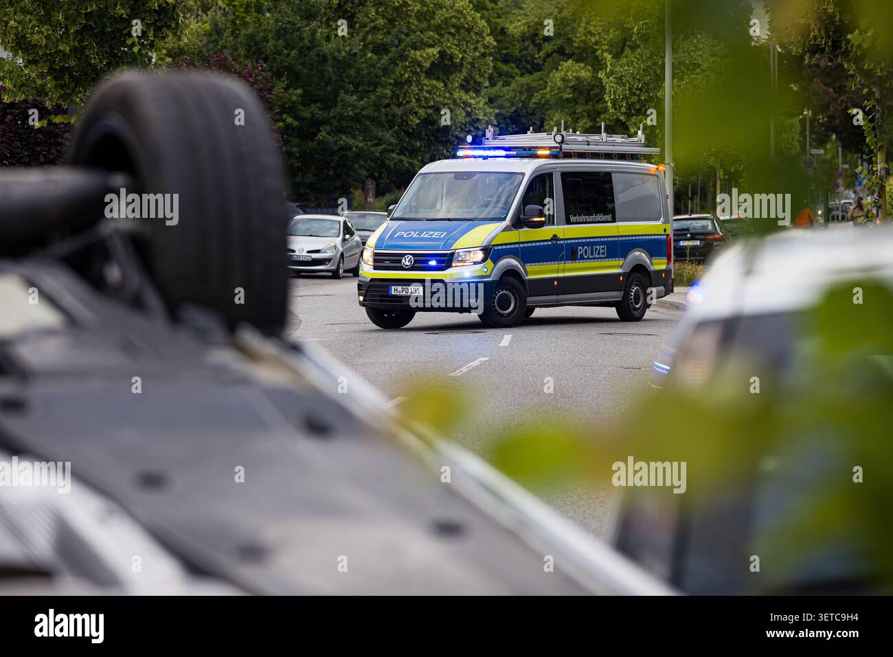 10 June 2026, Lower Saxony, Hanover: A vehicle from the Hannover Police ...