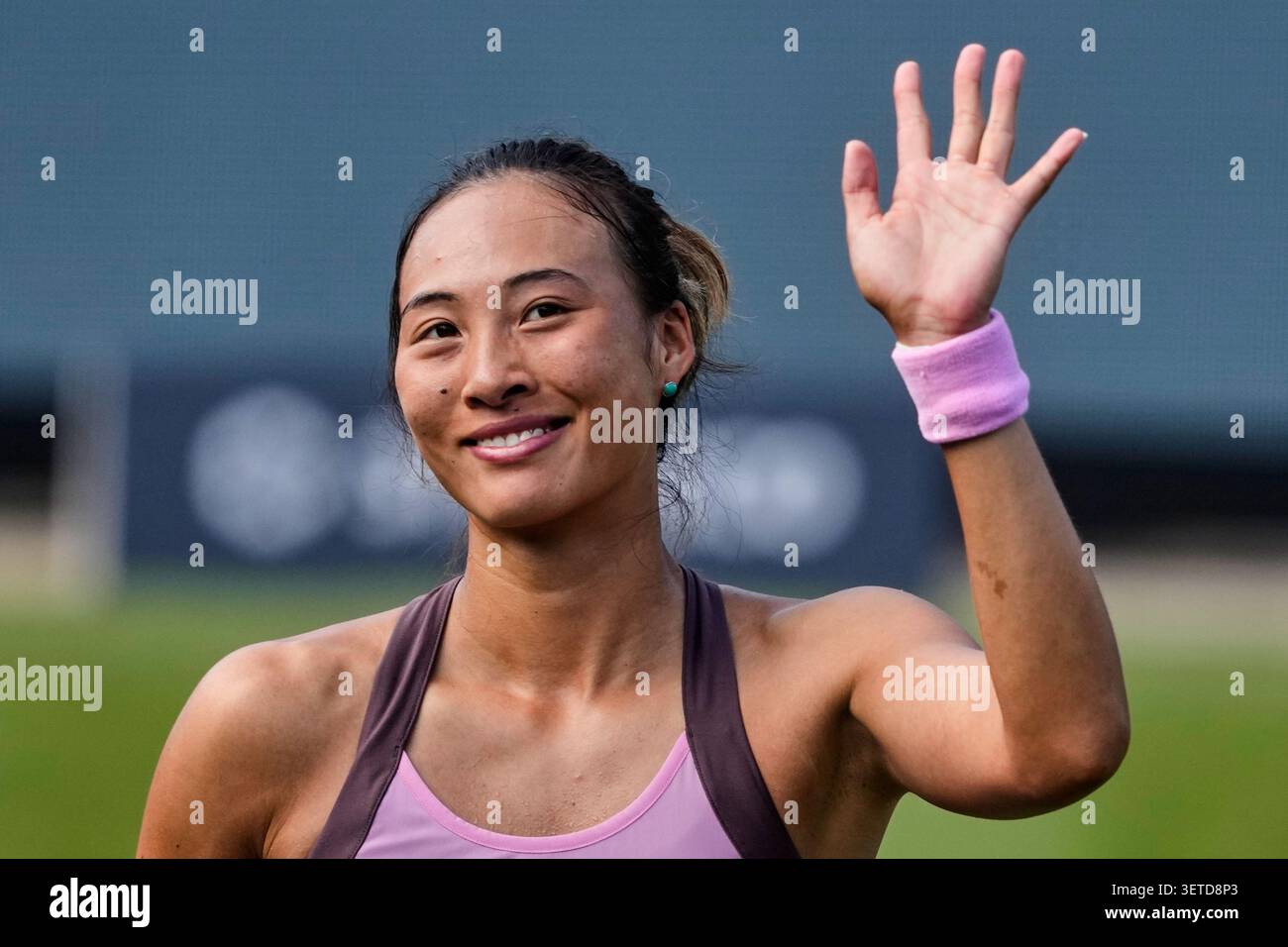 China's Qinwen Zheng celebrates after winning her round of sixteen ...