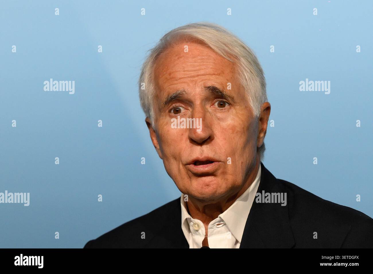 IPA85941464 - During the press conference held by the new FIGC ...