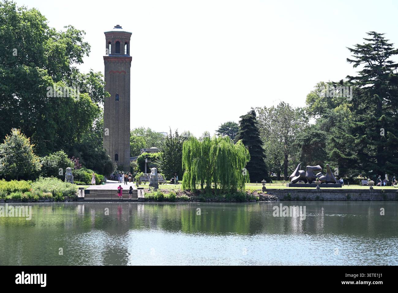 Set across Kew's iconic landscapes and world-renowned botanical ...