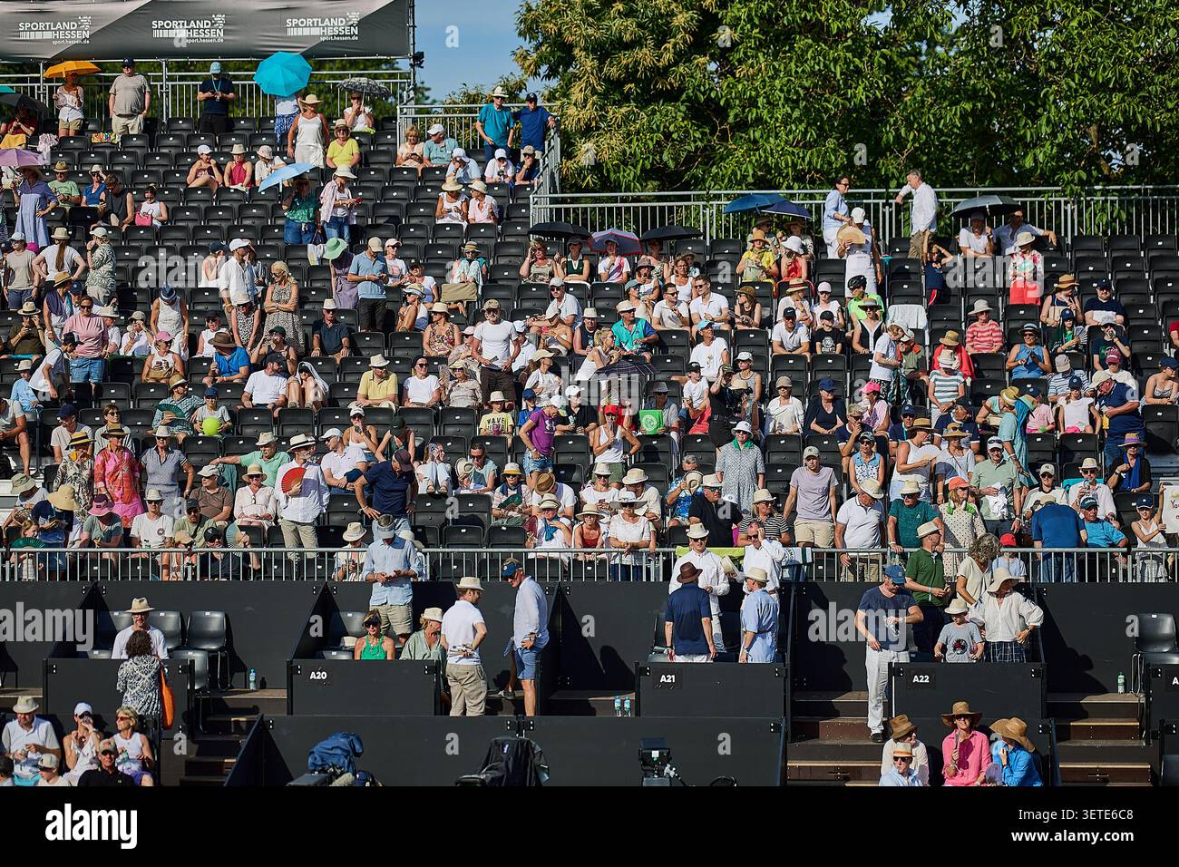 22 June 2026, Hesse, Bad Homburg: Tennis: Bad Homburg Open, Day 2 of ...