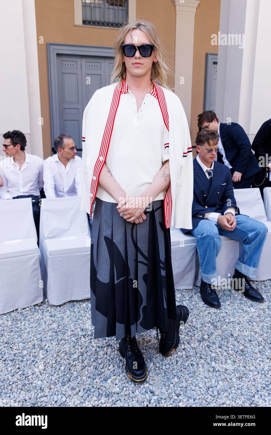 Jamie Campbell Bower attends THOM BROWNE Menswear Spring-Summer 2027 ...