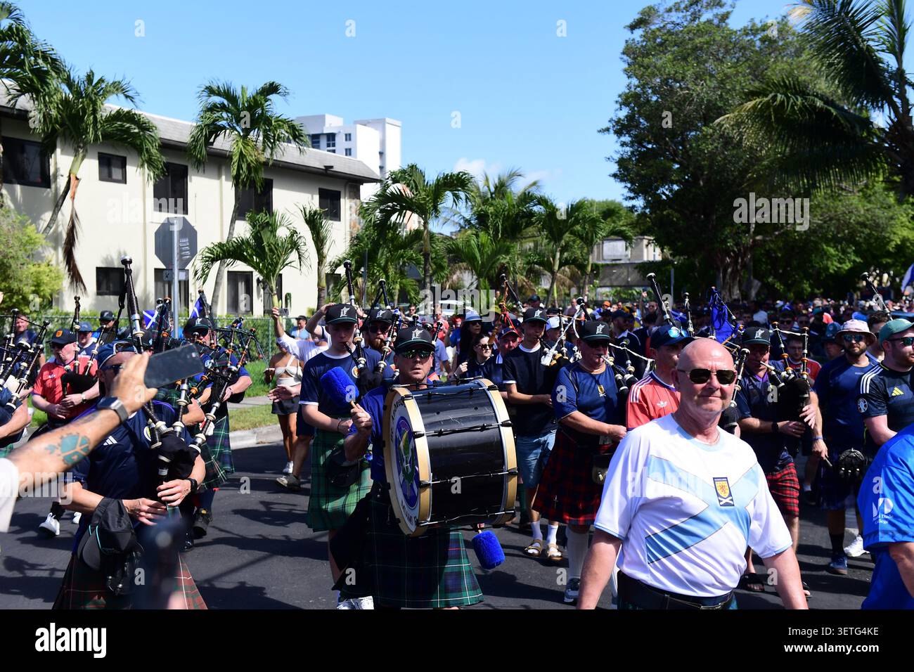 Scotland's fans take over Miami ahead of their march to loanDepot Park ...