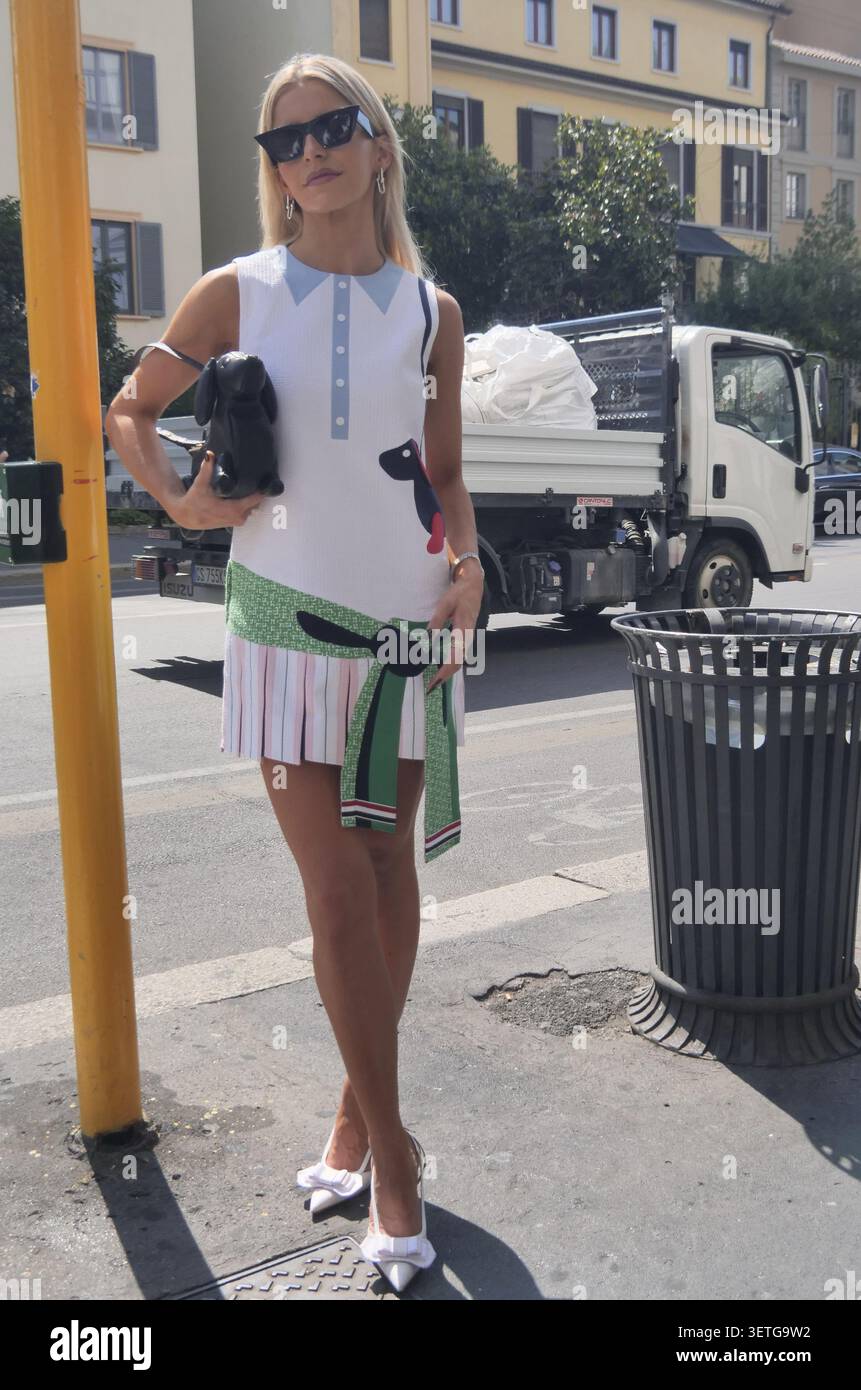 IPA85953766 - Caroline Daur on the city streets amid the various shows ...