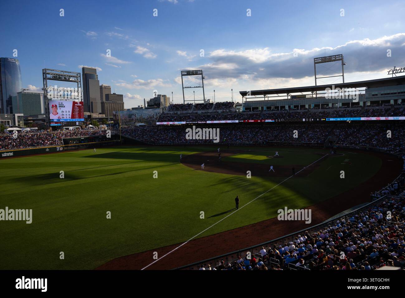 North Carolina's Walker McDuffie pitches against Oklahoma in the third ...