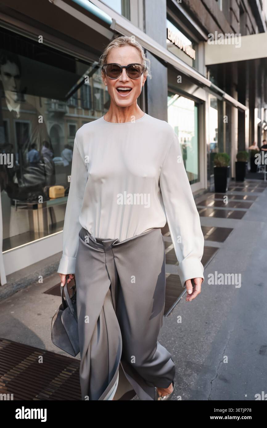 Carolyn Murphy, an American supermodel, arrives at the Giorgio Armani ...
