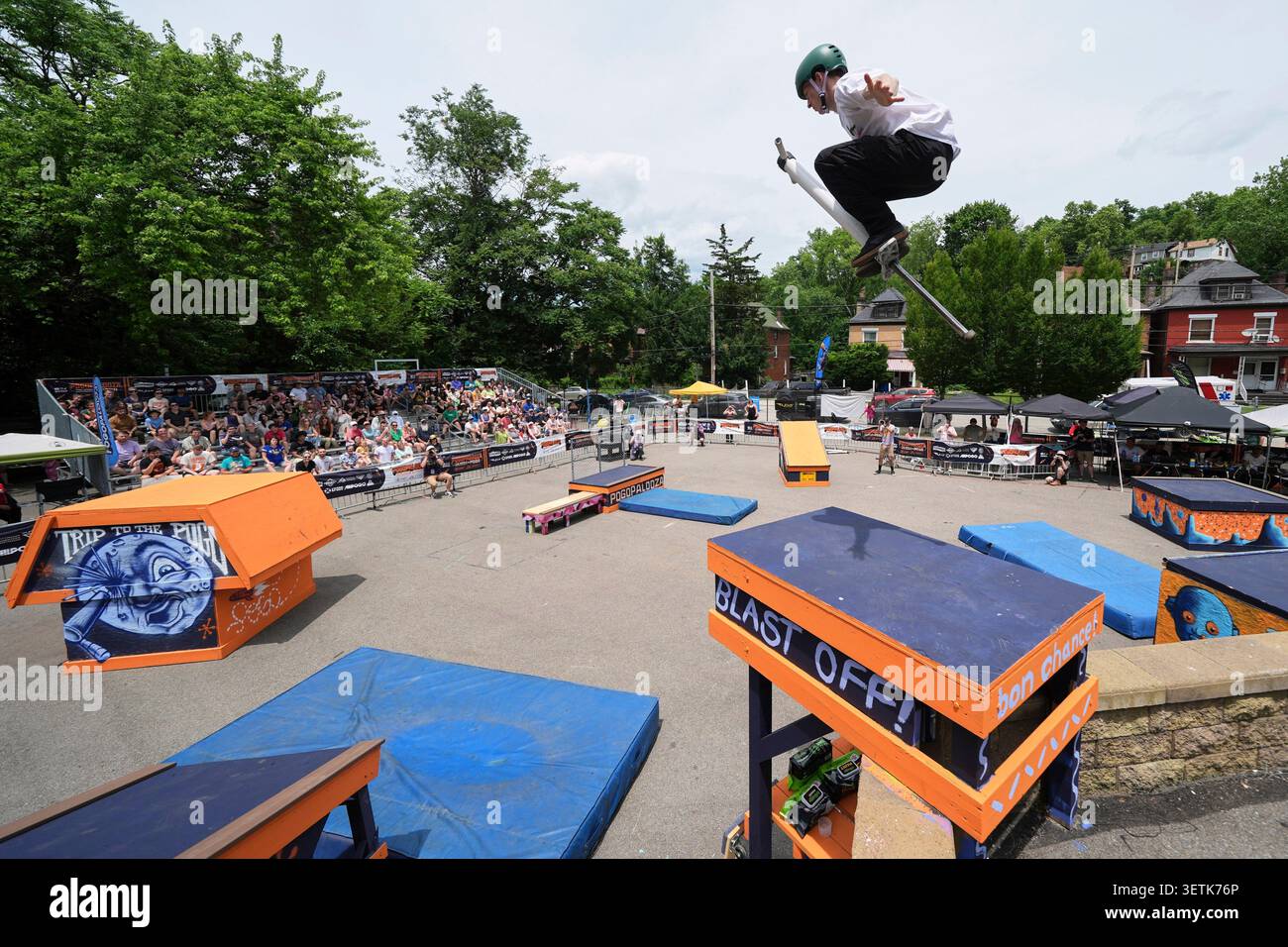 Extreme pogo athlete Duncan Murray of Ottawa, Canada, performs in the ...