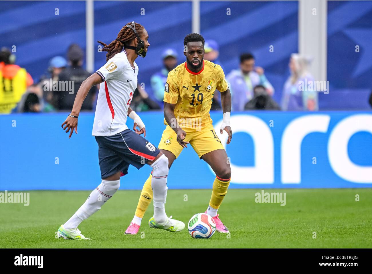Djed Spence England And I aki Williams Ghana Battle For The Ball