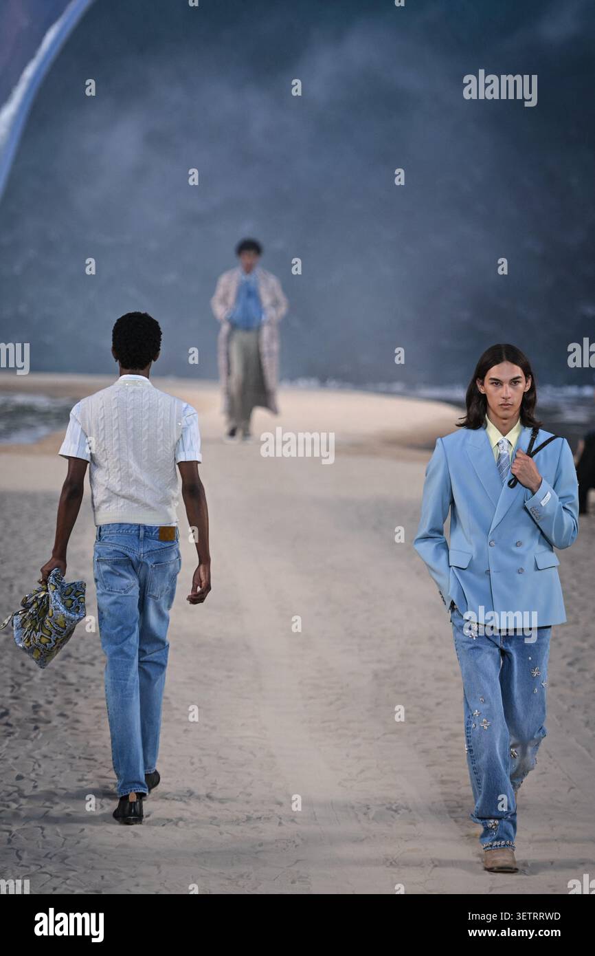 A model walks the runway the Spring/Summer 2027 collection by US ...