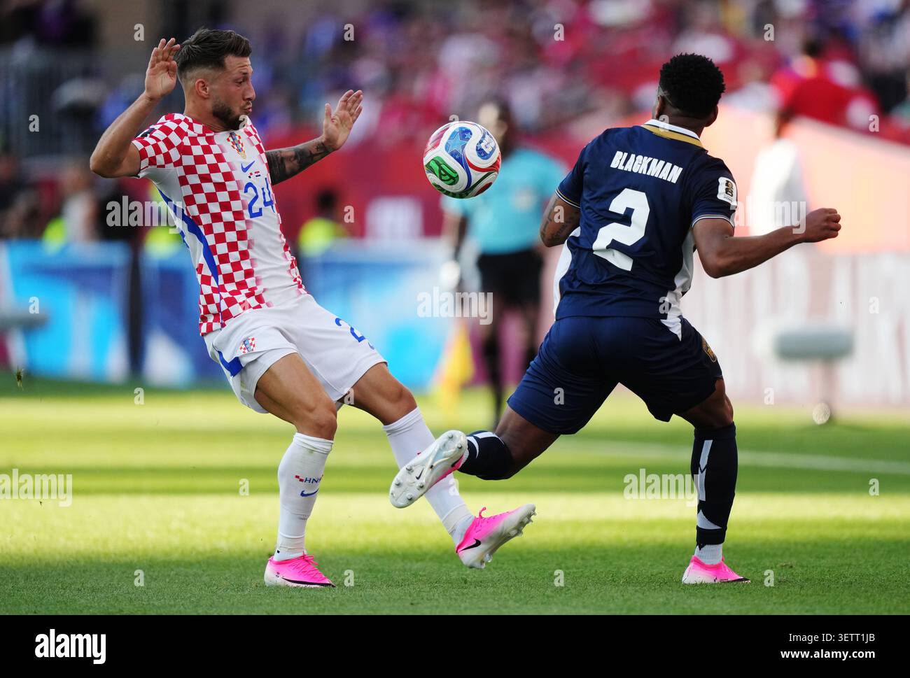 Croatia's Marco Pasalic (24) and Panama's Cesar Blackman (2) vie for ...