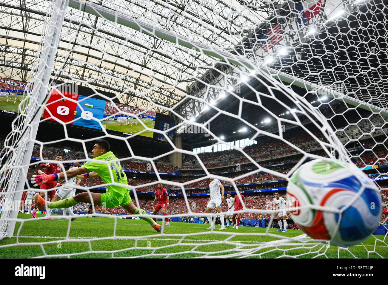 (L-R) Cristiano Ronaldo (POR), Abduvohid Nematov (UZB), JUNE 23, 2026 ...