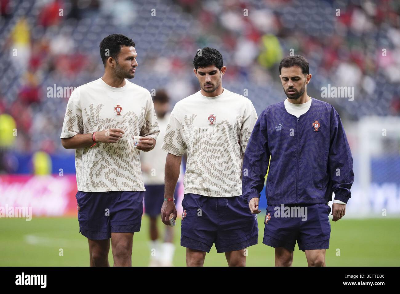 IPA85996447 - Goncalo Ramos, Goncalo Guedes and Bernardo Silva of ...