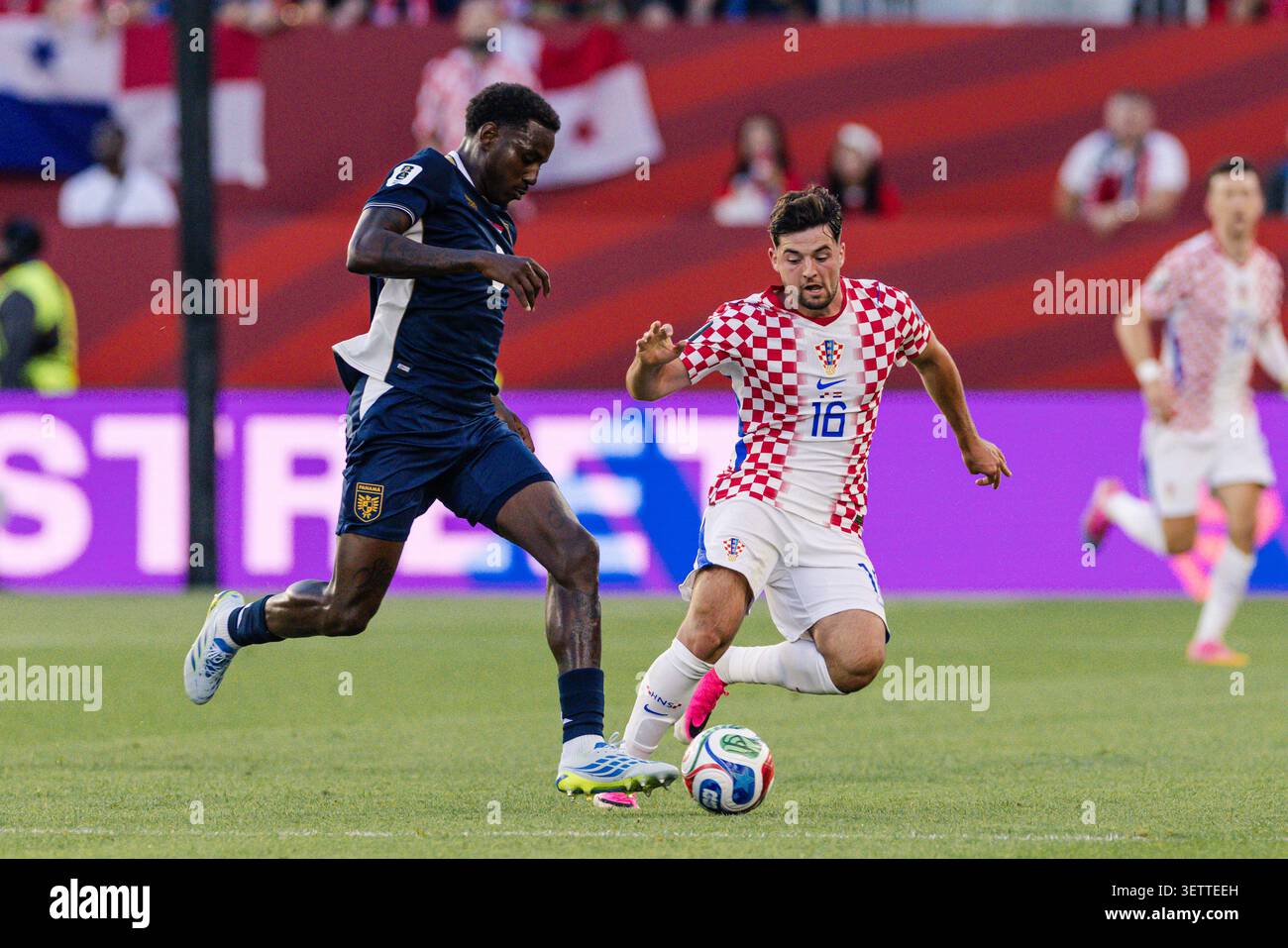 Martin Baturina of Croatia contests with José Córdoba of Panama during ...