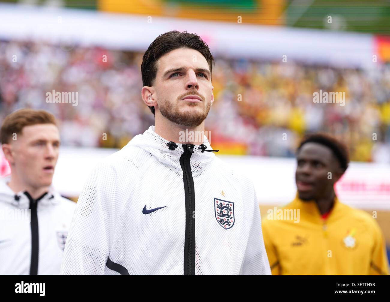 Declan Rice (England, #4) betritt vor dem Spiel den Platz. USA, FIFA ...