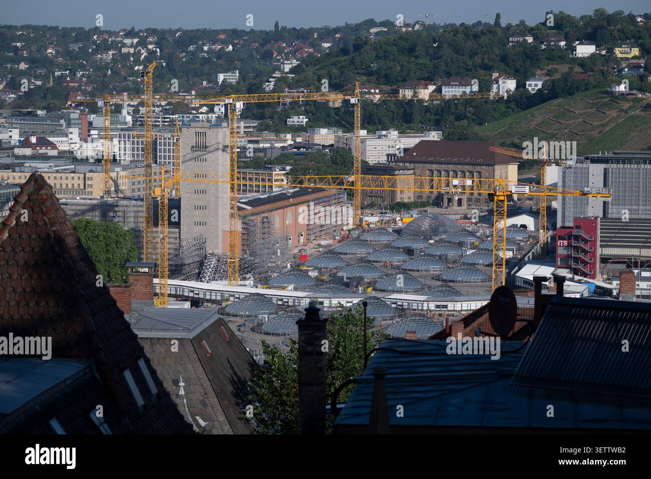 24 June 2026, Baden-Württemberg, Stuttgart: A view of the construction ...