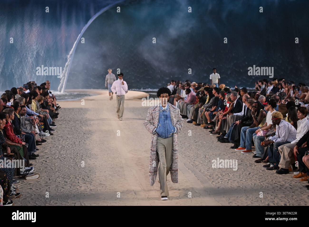 A model walks the runway the Spring/Summer 2027 collection by US ...