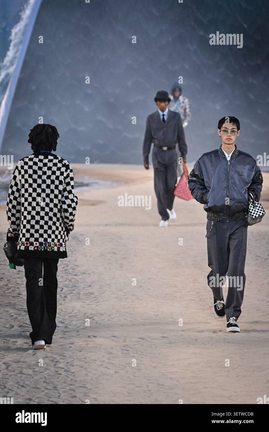 A model walks the runway the Spring/Summer 2027 collection by US ...