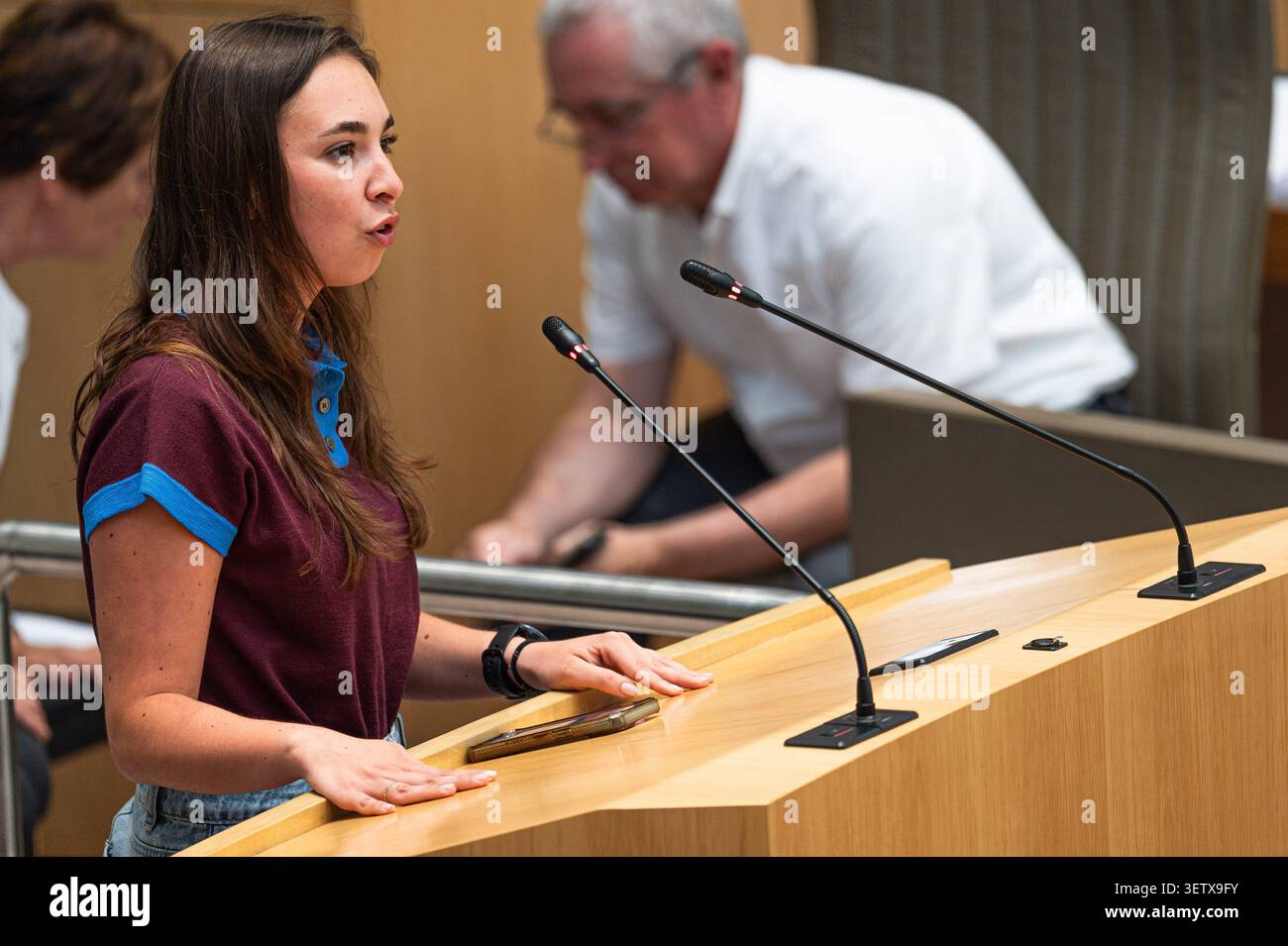 PVDA's Amina Vandenheuvel delivers a speech at a plenary session of the ...