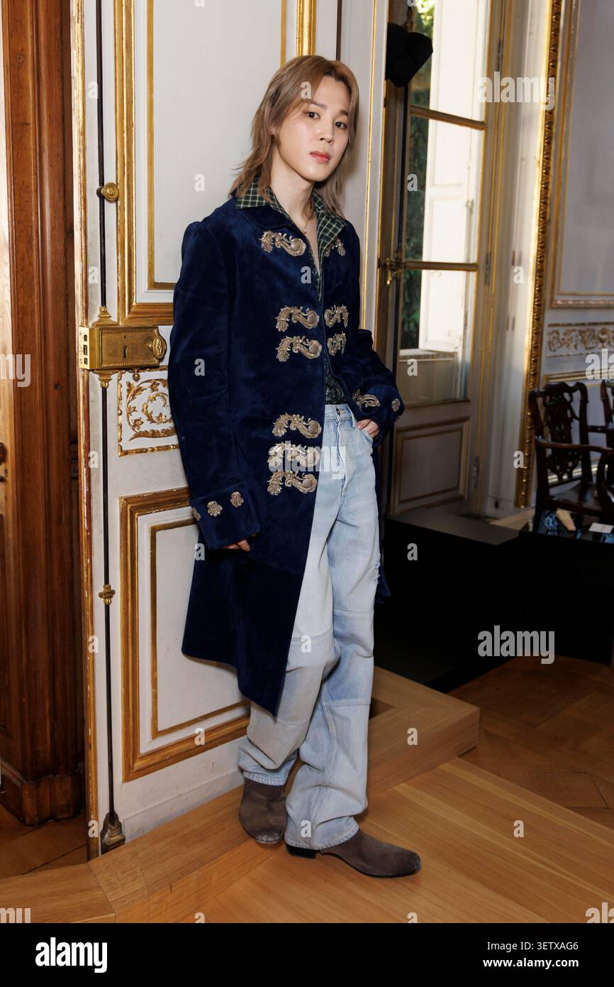 Jimin BTS attends DIOR Menswear Spring-Summer 2027 runway during Paris ...