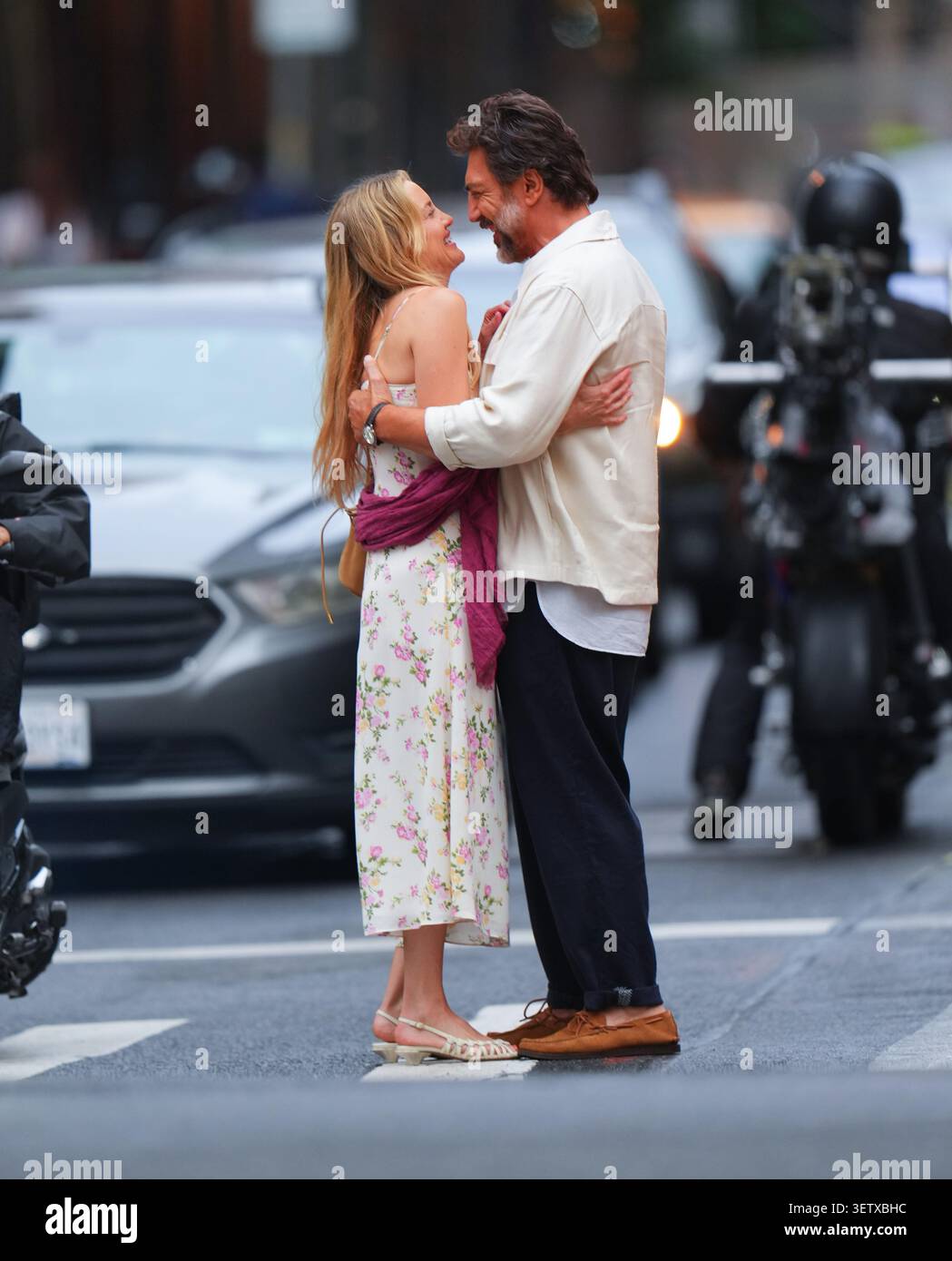 Photo by: XNY/STAR MAX/IPx 2026 6/23/26 Kate Hudson and Javier Bardem ...