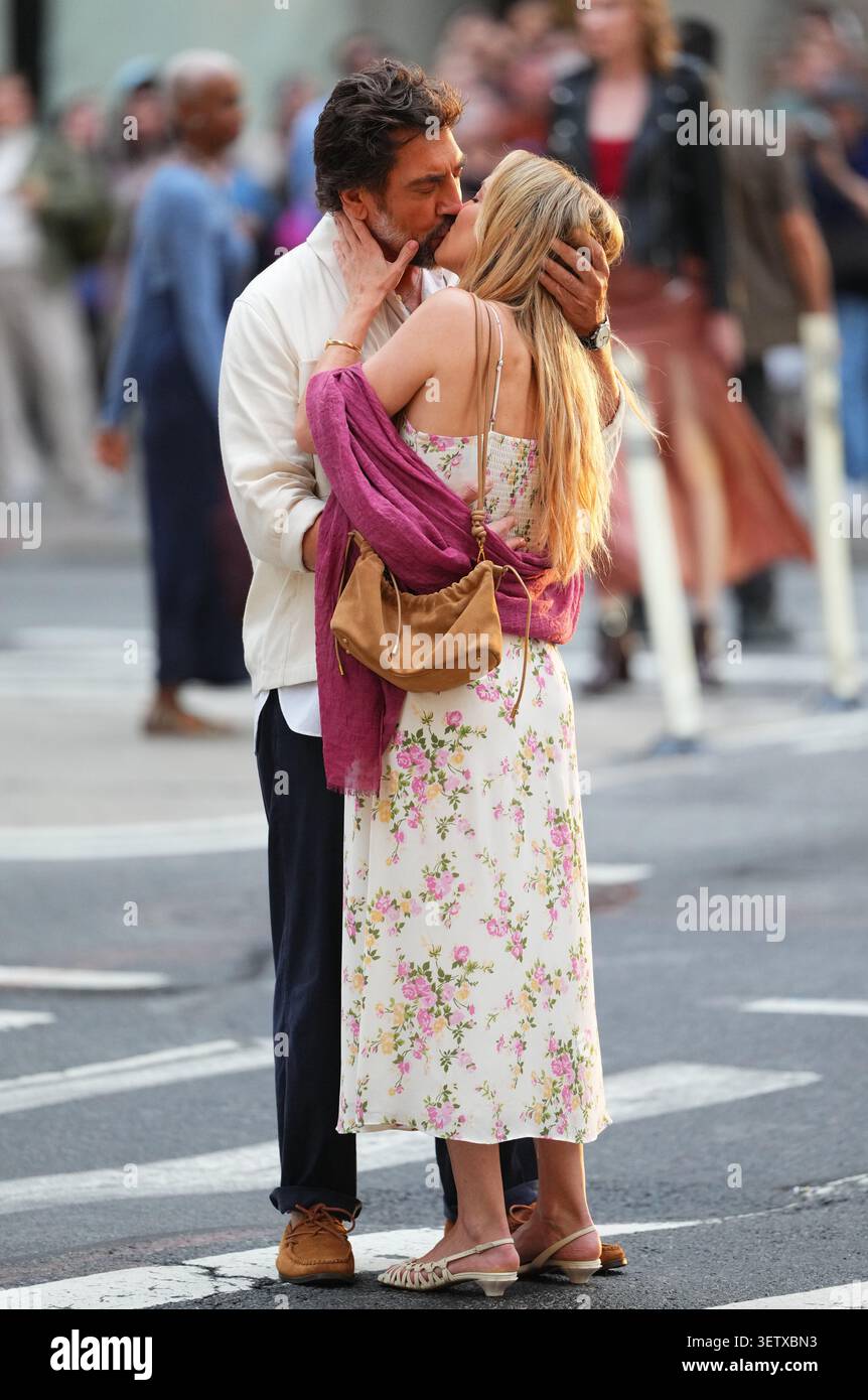 Photo by: XNY/STAR MAX/IPx 2026 6/23/26 Kate Hudson and Javier Bardem ...