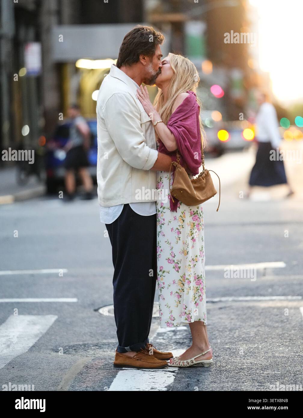 Photo by: XNY/STAR MAX/IPx 2026 6/23/26 Kate Hudson and Javier Bardem ...