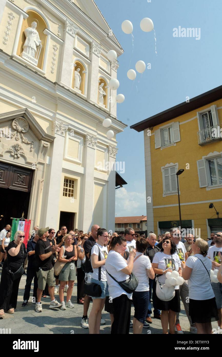 IPA86014381 - Nole: Funeral of 22-year-old Samuele Ripa; on the left ...